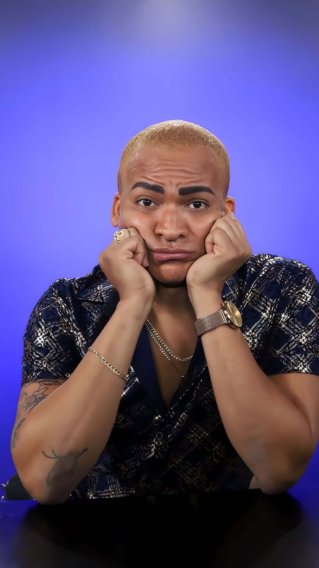 Melvin TV pide apoyo en medio de su delicado estado de salud